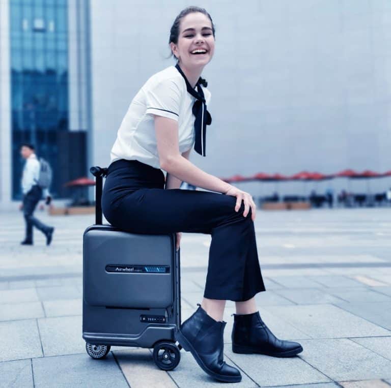 4 best Motorized Suitcase Options For Adults (2024) - Gravyware's Blog